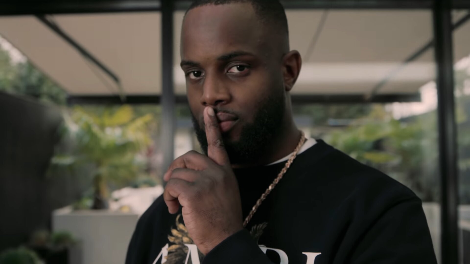 RV Drops off New Single & Video “New One (Outro)” - HWING