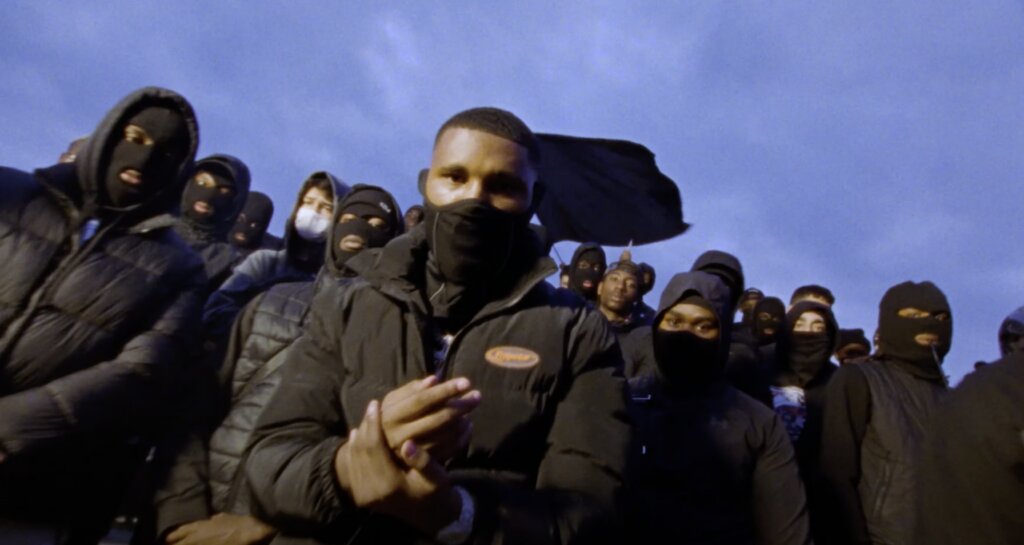 M1llionz Unveils New Visual for “Mobbin” - HWING