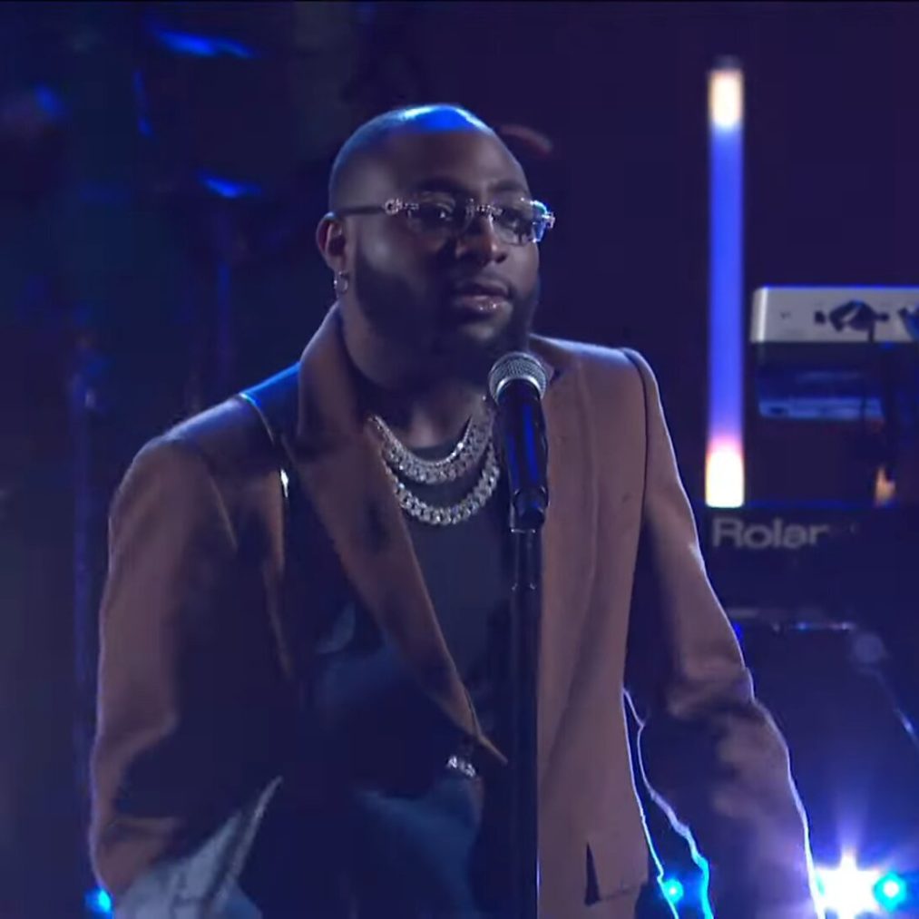 Davido Signs New Artiste To DMW | HWING