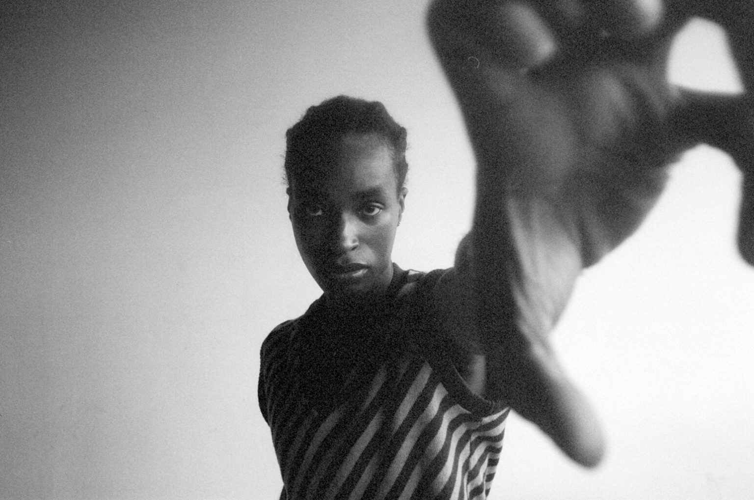 SIMMY Returns with Multi-Faceted Alt-Rock Hip-Hop Single "EASYSTAR" - HWING