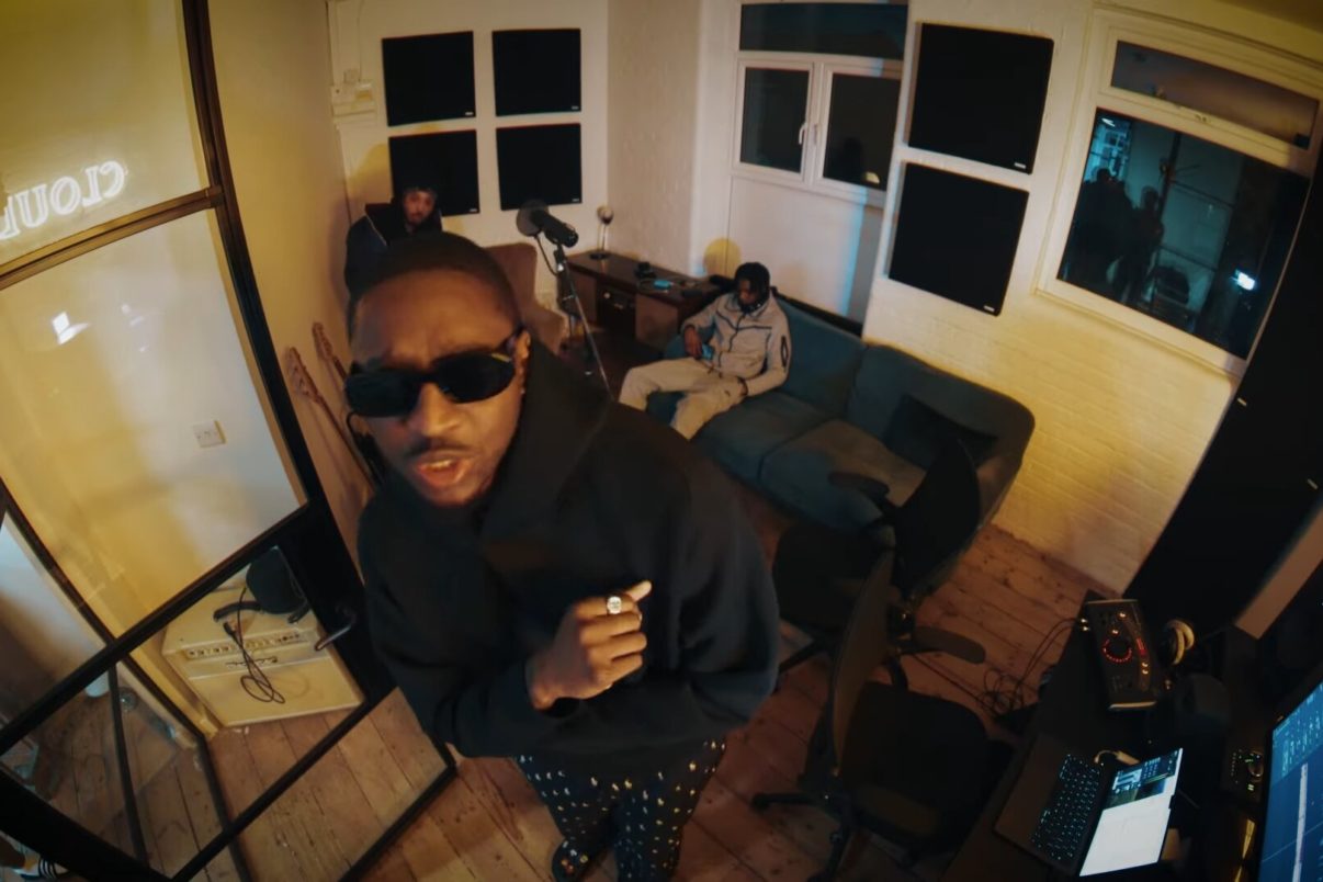 ODUMODUBLVCK Releases New Single "MC OLUOMO" - HWING