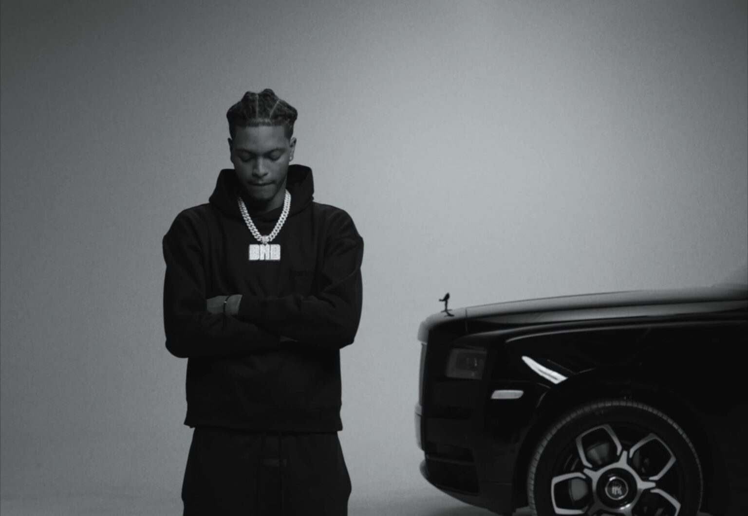 NEMZZZ Drops New Video and Single "ESCAPE" - HWING