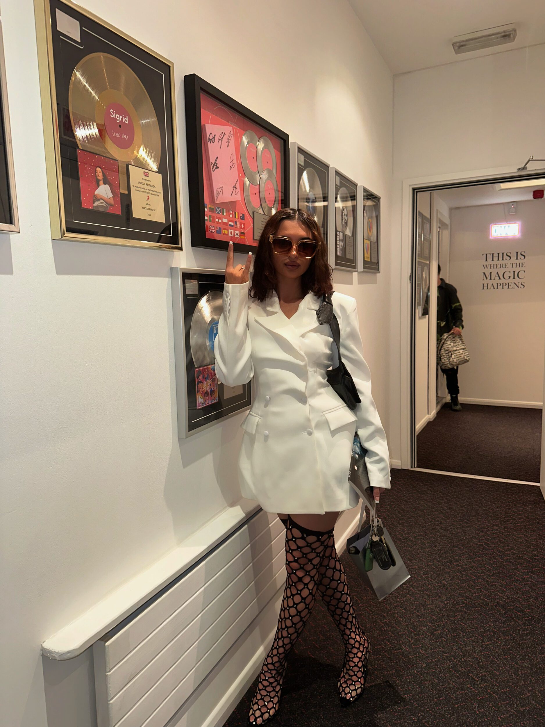 Breaking Boundaries: GIGI TENASE - HWING